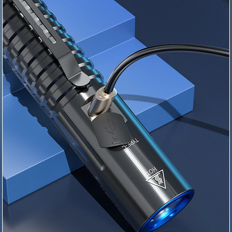 VIPER 2000 Lumen Heavy Duty Flashlight — TAKLITE®